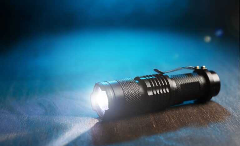【LED懐中電灯】最強の条件とは？軍用から家庭用までおすすめランキング10選 | Sotopia